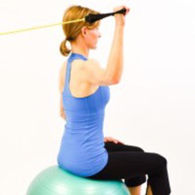 90 Degree Internal Rotation with Tubing 通过 Craig C. - 锻炼方法 - Skimble