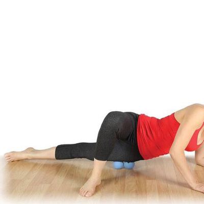 Right Calf Ball Roll - Exercise How-to - Skimble