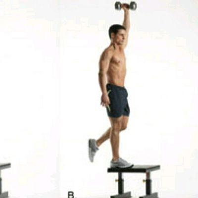 Box Step-up With Press (Left Hand) par Cliff Fettner - Comment faire de ...