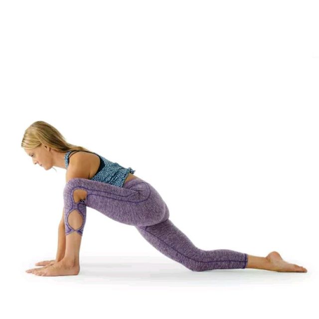 Low Lunge - Exercise How-to - Workout Trainer by Skimble