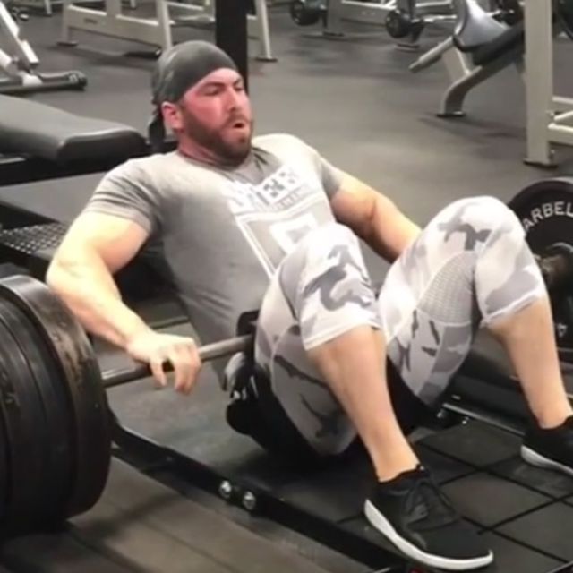 Barbell Hip Thrusts par 💖 P. - Comment faire de l'exercice - Skimble