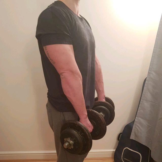 Staniforth Reverse Curl Variation by Jay Staniforth - Exercise How-to ...