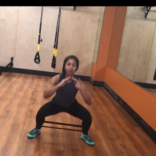 In And Out Jumps by Lisa White - Exercise How-to - Skimble