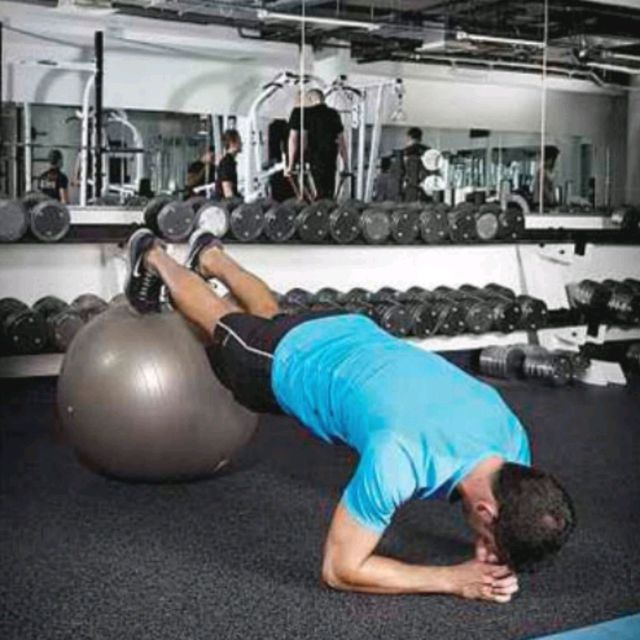 Decline Plank With Alternate For Touch por Adali Ramos - Ejercicio Cómo ...