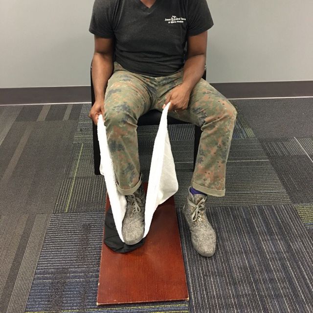 Heel Slides by Valerie M. - Exercise How-to - Skimble