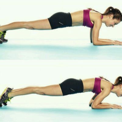 Plank Extender - Exercise How-to - Workout Trainer by Skimble
