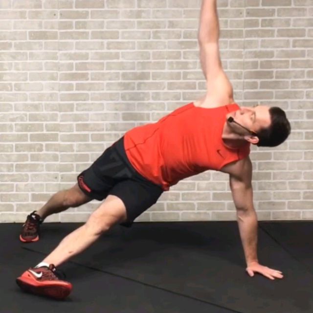 High Plank Kick Thru + T Rotation by Dennis Richardson - Exercise How ...