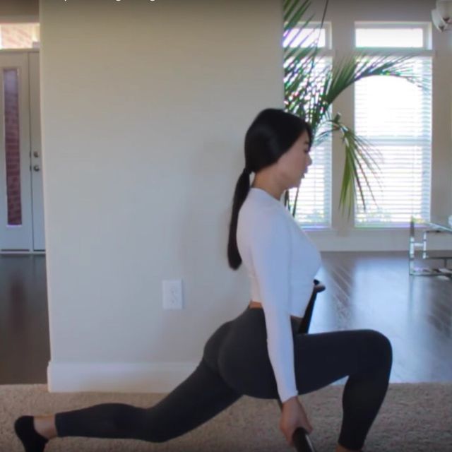 Left Split Squats by Christine Markussen - Exercise How-to - Skimble
