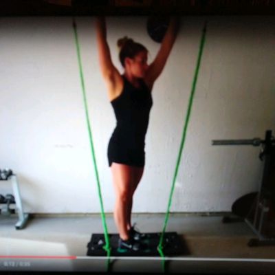 Flys - Exercise How-to - Workout Trainer by Skimble