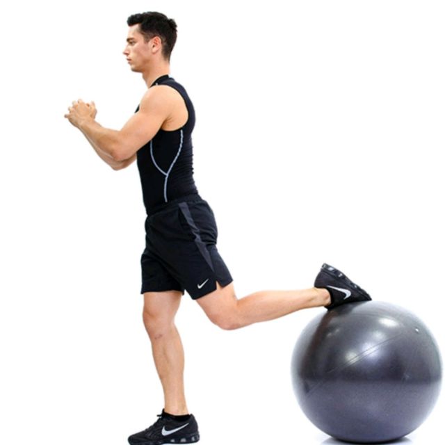 Legs - Stability Ball Squat by Saranyapong T. - Exercise How-to - Skimble