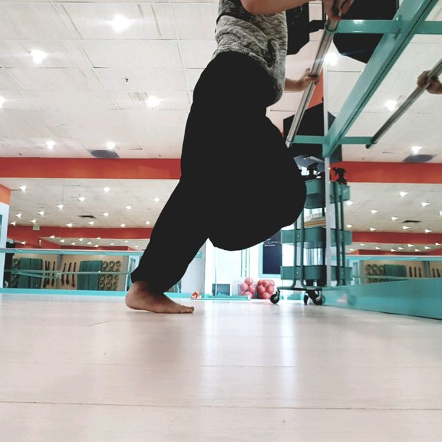 Inverted Calf Raise Left Side - Exercise How-to - Skimble