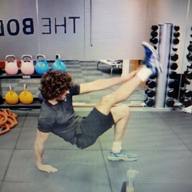 4 Dips 4 Crab Toe Touches by Niall K. - Exercise How-to - Skimble