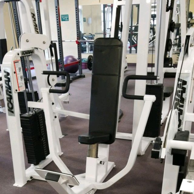 One Arm Machine Press by David Ward - Exercise How-to - Skimble