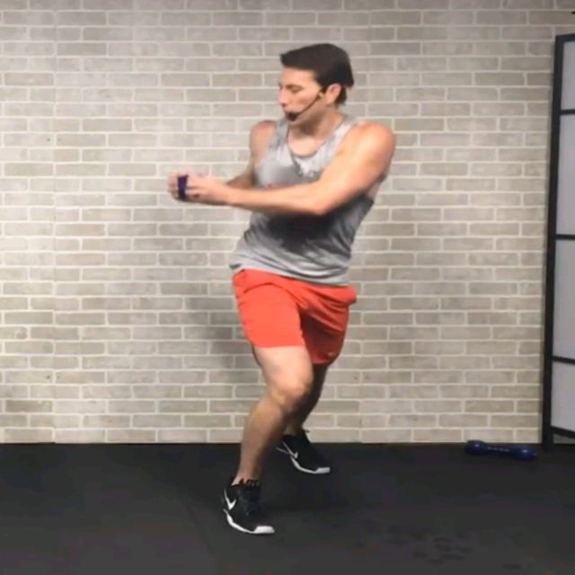 Switch Jump Twist by Dennis Richardson - Exercise How-to - Skimble