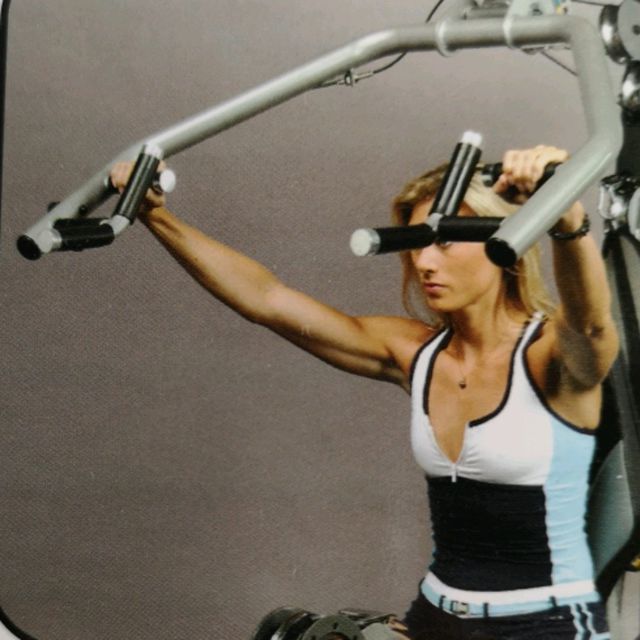 Incline Press by Hanspeter Q. - Exercise How-to - Skimble