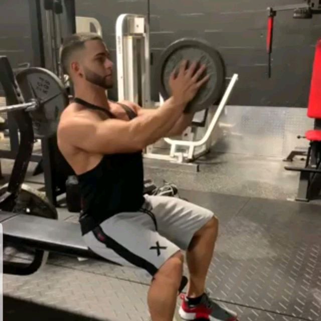 Svend Press - Exercise How-to - Workout Trainer by Skimble