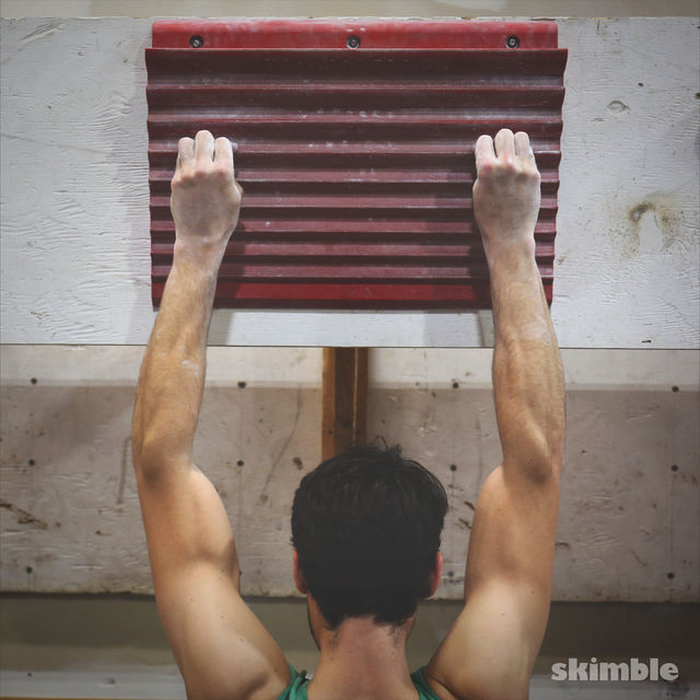 12 mm Hang - Exercise How-to - Skimble Workout Trainer