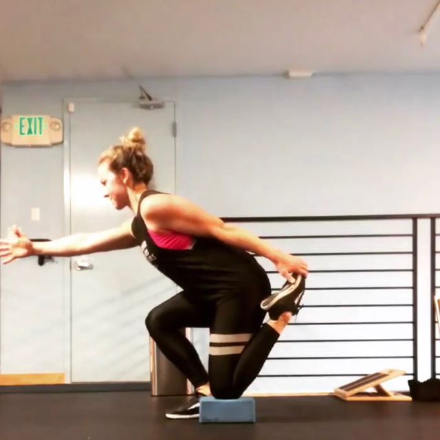 Knee Tap Squats by Tif Sippel - Exercise How-to - Skimble