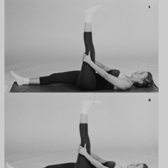 Four Part Hamstring Stretch - Exercise How-to - Workout Trainer by Skimble