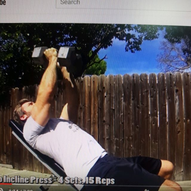 Close Grip Flat Press by Paul Adrian L. - Exercise How-to - Skimble