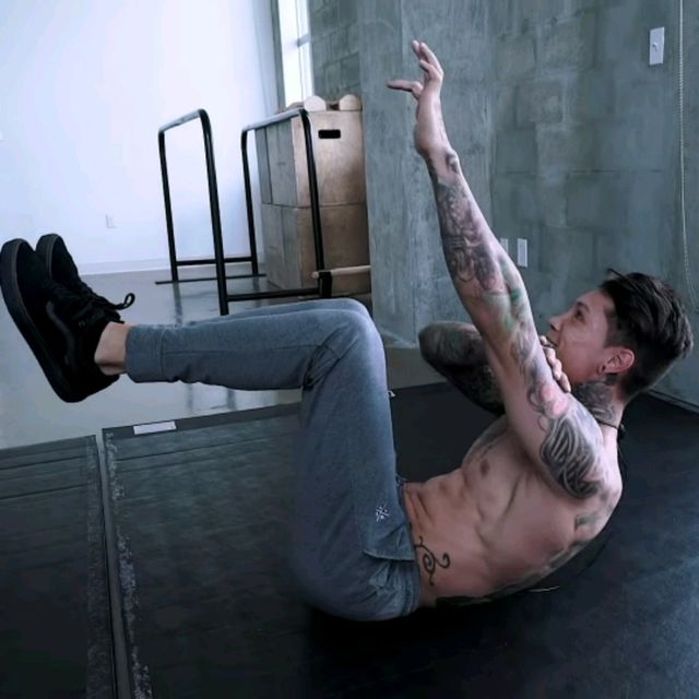 Raised Bent Knee Sit-ups par Bernadette Cordeau - Comment faire de l ...