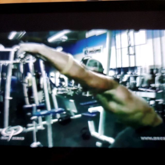 High To Low Cable Pull - Exercise How-to - Skimble