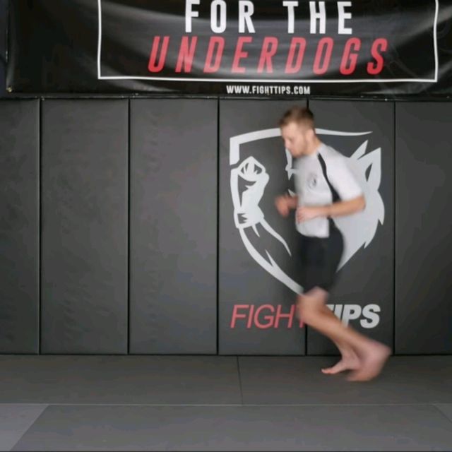 Ali Backpedal by Bernadette Cordeau - Exercise How-to - Skimble