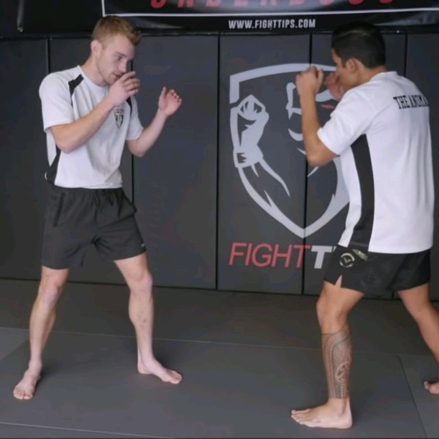 Evade Low Kick + Boot Kick Combo - Exercise How-to - Workout Trainer by ...