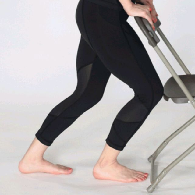 Achilles Stretch - Exercise How-to - Workout Trainer by Skimble