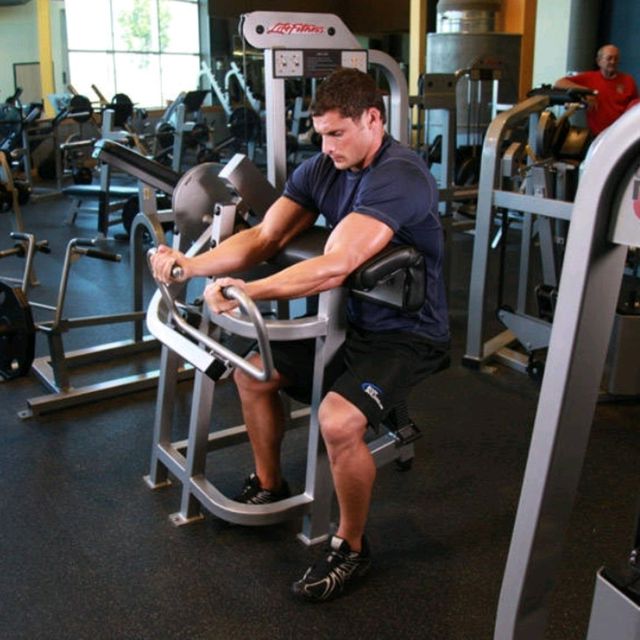 Preacher Curl by Dedrick Taylor - Exercise How-to - Skimble