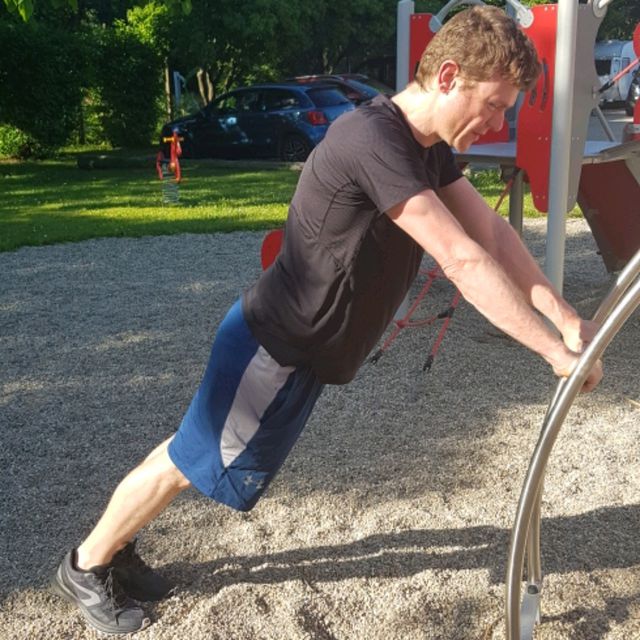 Incline Child Ladder Pushups - Exercise How-to - Workout Trainer by Skimble