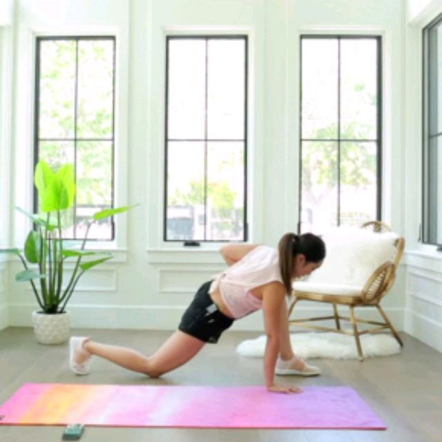 Lunge Knee Drop Left by Shew F. - Exercise How-to - Skimble