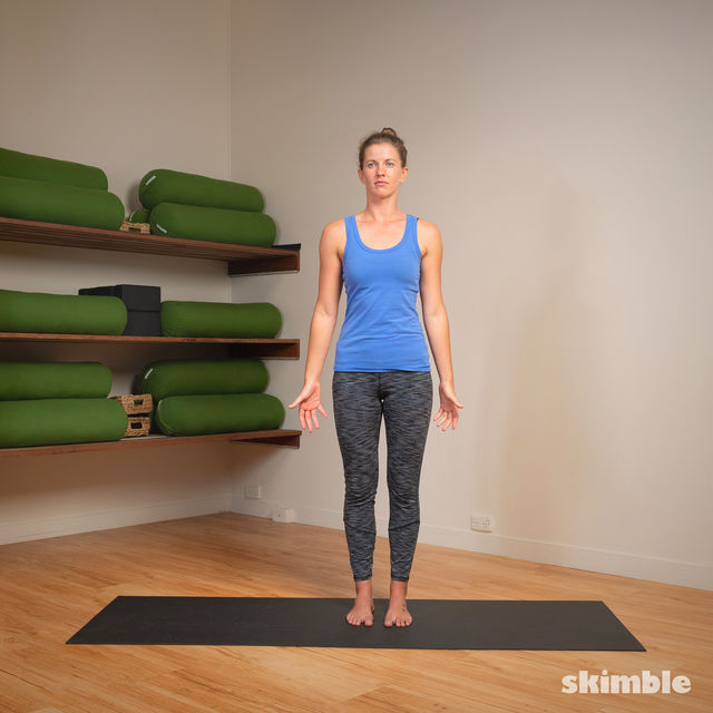 Right Arm Cross Stretch - Exercise How-to - Workout Trainer by Skimble