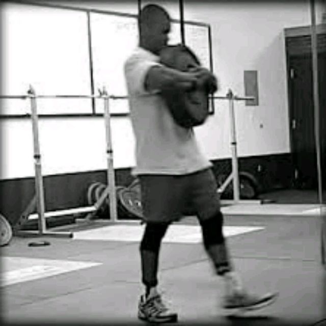 Weight Carry by Markus Rotter - Exercise How-to - Skimble