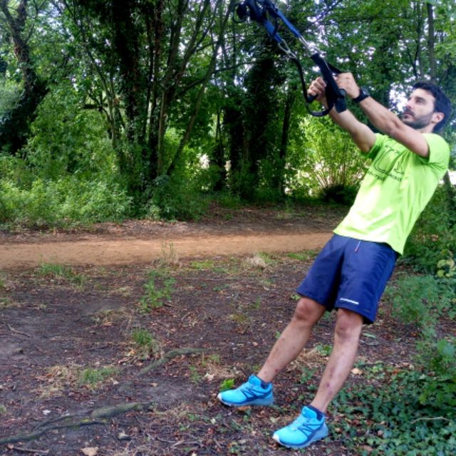 Back Butterfly - Exercise How-to - Workout Trainer by Skimble