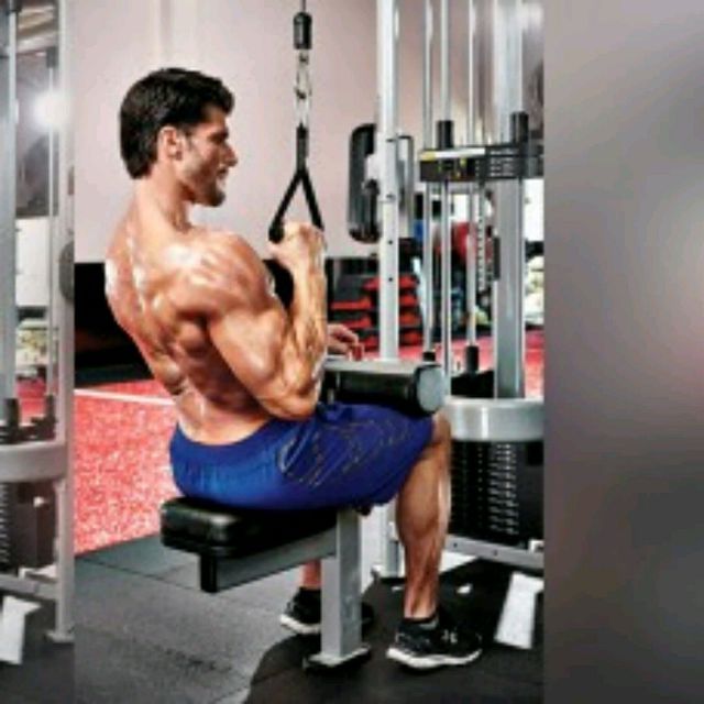 one arm Pull down by Josè Isaac Gilberto S. - Ejercicio Cómo hacerlo ...