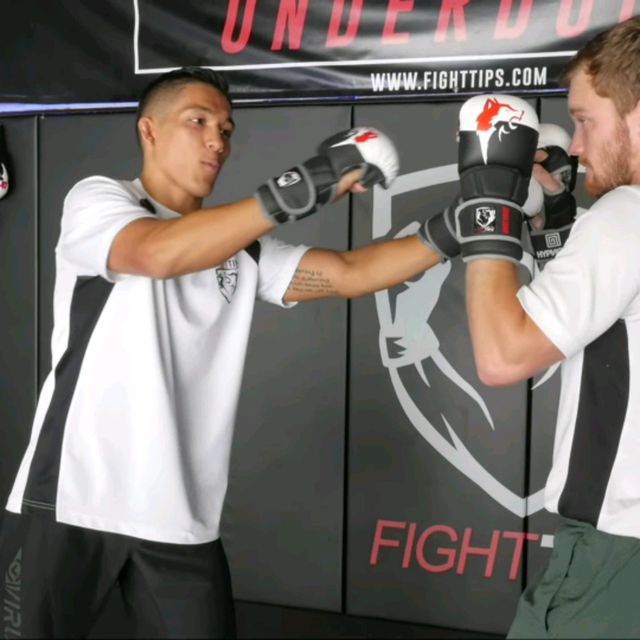 Double Tap by Bernadette Cordeau - Exercise How-to - Skimble