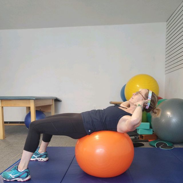 SB Crunches - Exercise How-to - Workout Trainer by Skimble