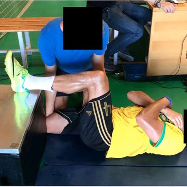 Right Hamstring Isometric by Daniel Arixi - Exercise How-to - Skimble
