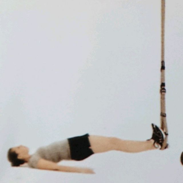 Trx Hamstring Runner by Alex 🌊. - Exercise How-to - Skimble
