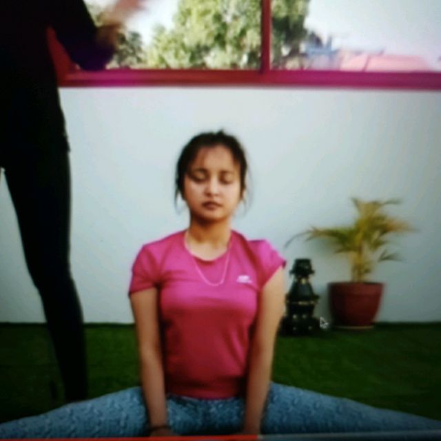 Open Angle Pose by Glenn Roger Mardal - Exercise How-to - Skimble