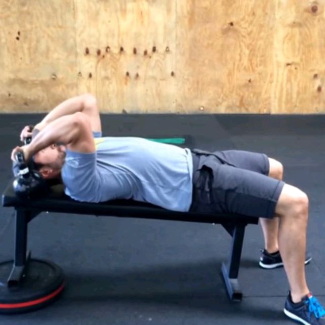 Kettlebell Skull Crusher by Diego L. - Exercise How-to - Skimble