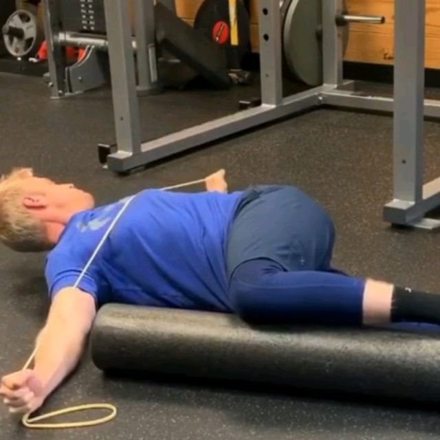 Resisted open books (left) by Tanya P - Exercise How-to - Skimble