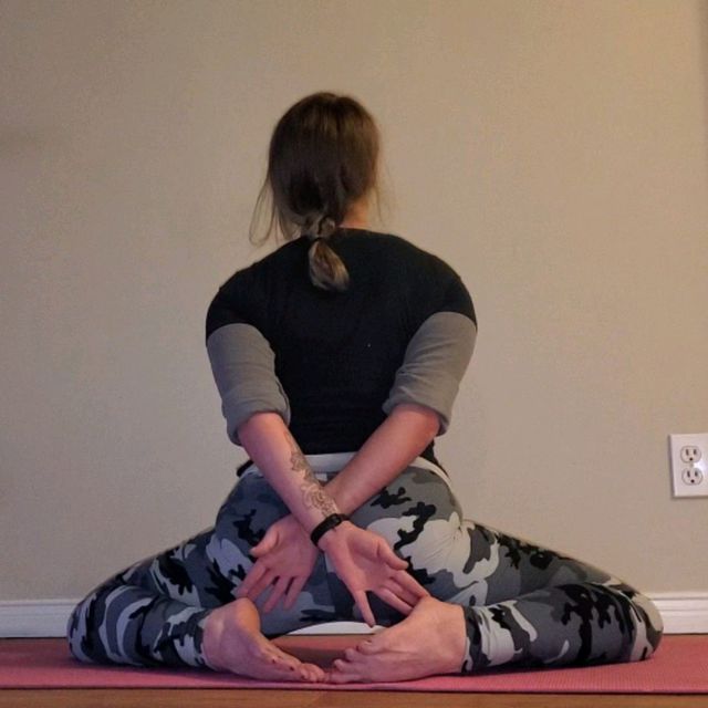 Tadpole Crossed Arms Pose by Bernadette C. - Exercise How-to - Skimble