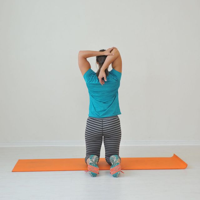 Right Arm Behind Head by Steve Swann - Exercise How-to - Skimble