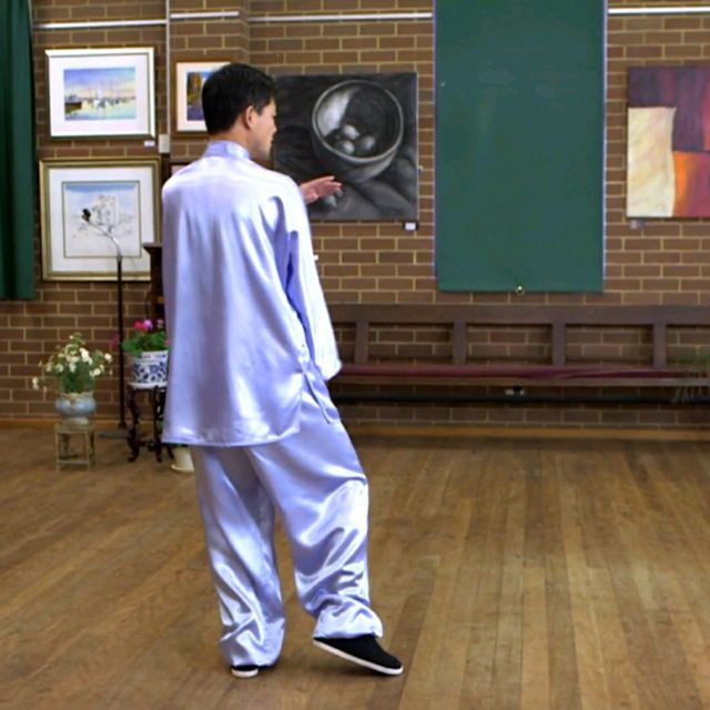 Turn Body, Deflect, Parry and Punch - Form 21 - Exercise How-to - Skimble