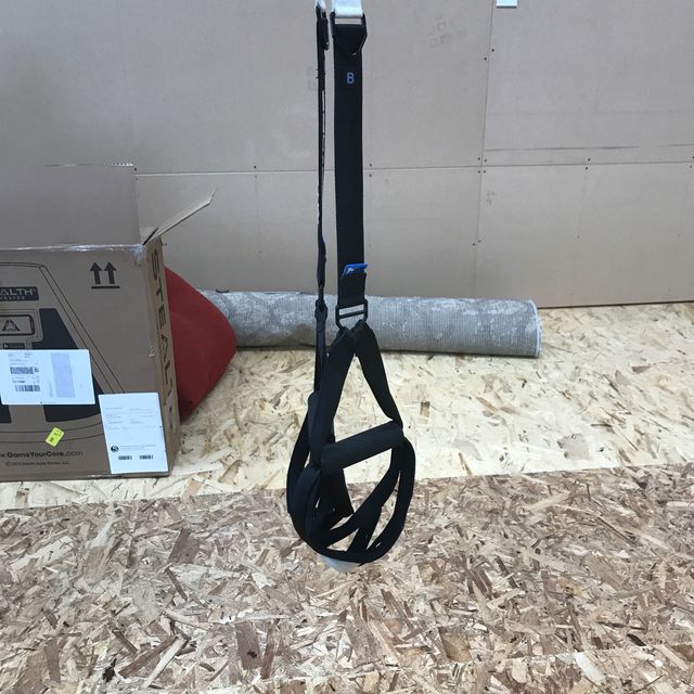 Trx Close Arm Chest Press by Robert Clermont - Exercise How-to - Skimble