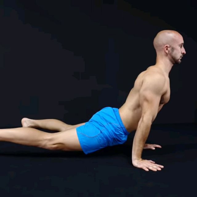 Cobra Hold by Jesus Alfonso Tapia Bocio - Exercise How-to - Skimble