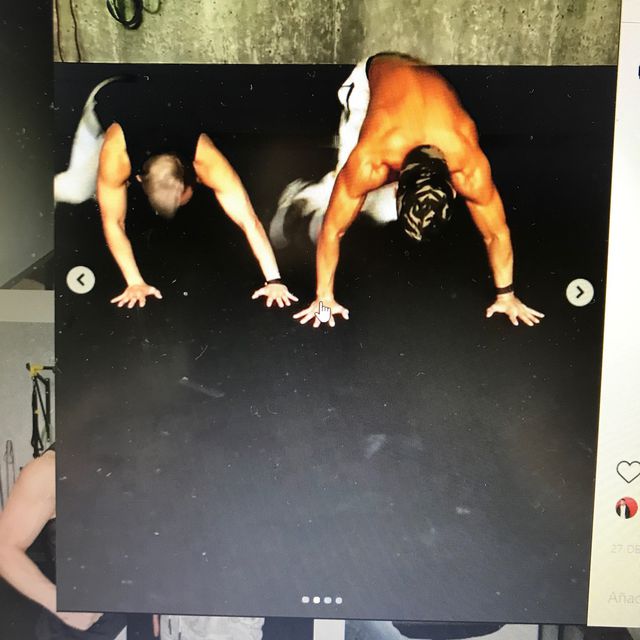 Skie Jumper To Shoulder Taps by Rafael Jimenez Maiquez - Exercise How ...