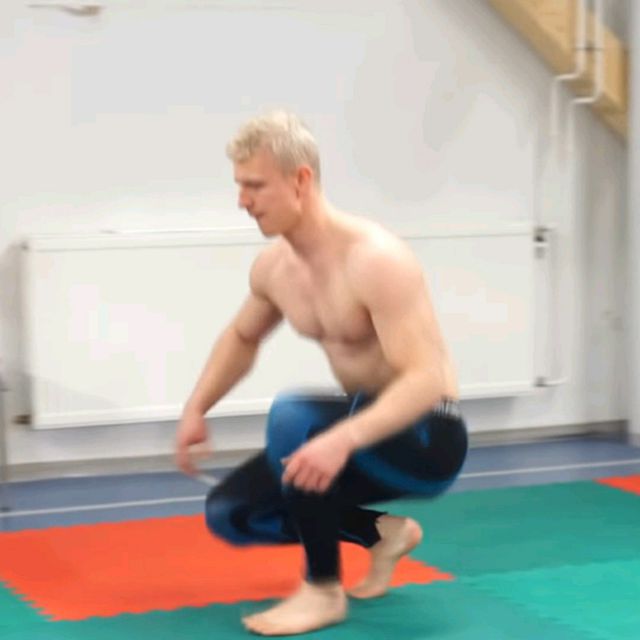 Duck Walks - Exercise How-to - Workout Trainer by Skimble